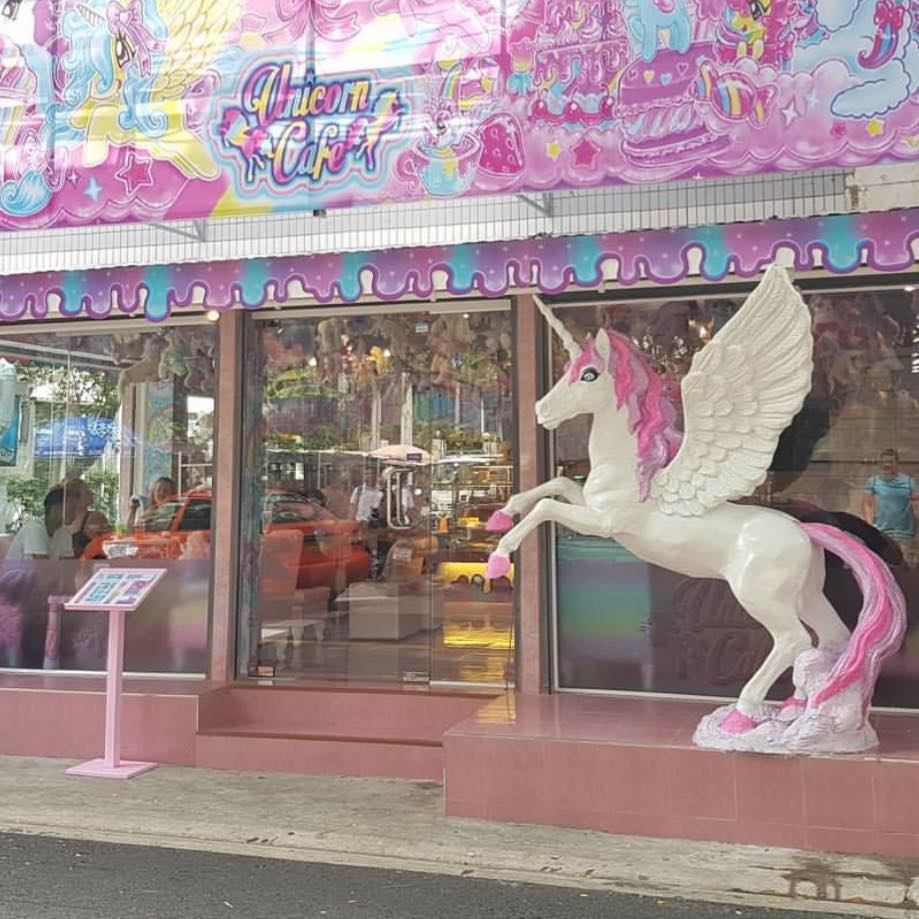 This magical unicorn cafe in Bangkok Thailand is every girl’s dream ...